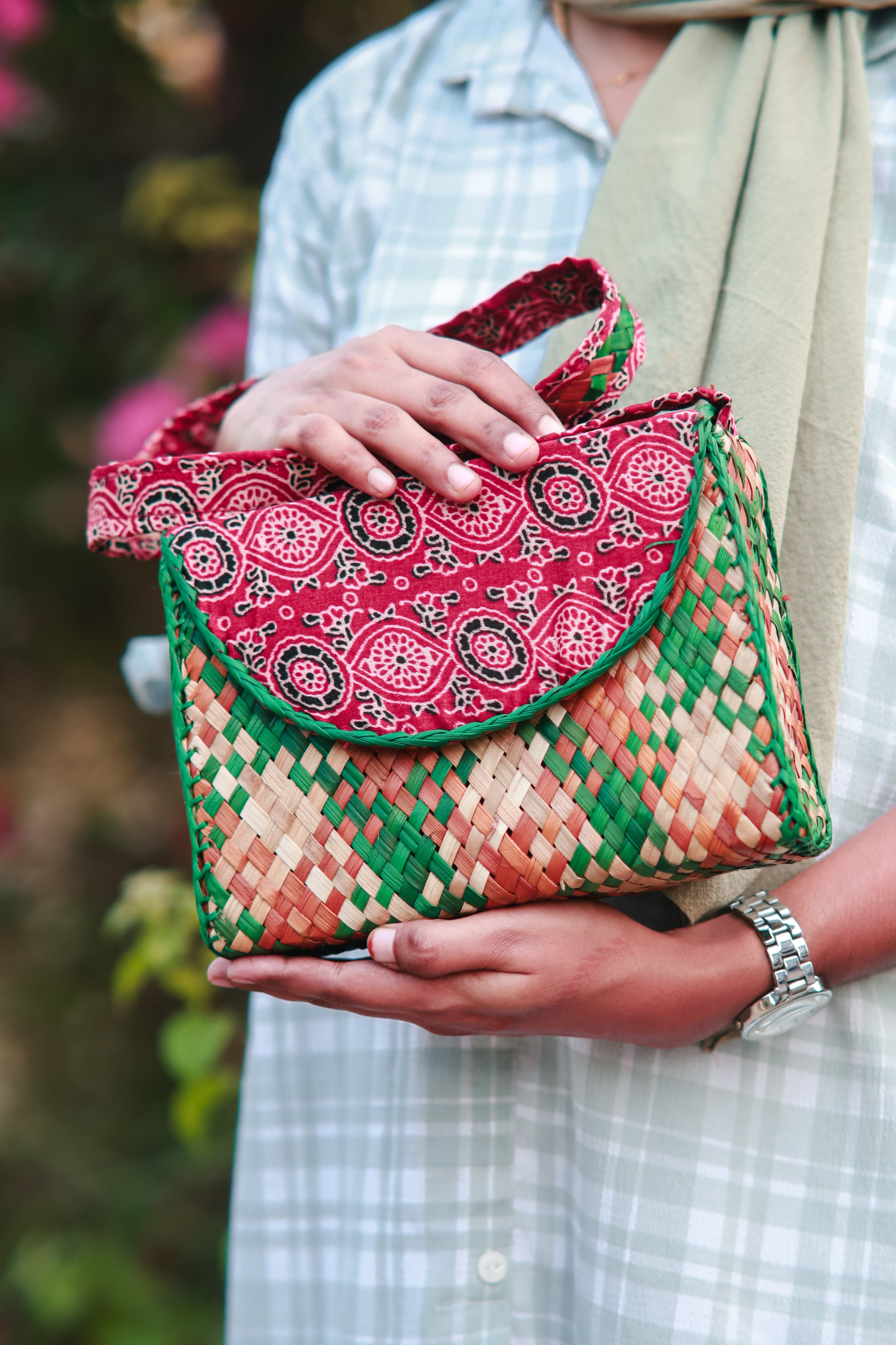 Handmade Bags – Iraaloom